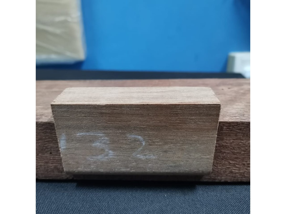 Finish Off Your Wainscoting Panels With Cap Moulding | LovelyTeik